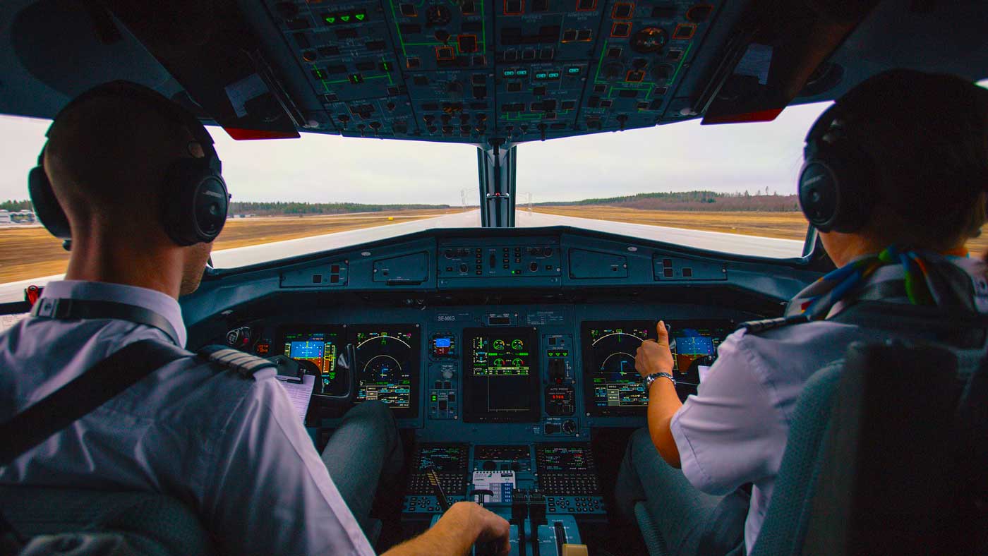 As if your life depends on it: testing airplane engines - Marco AB